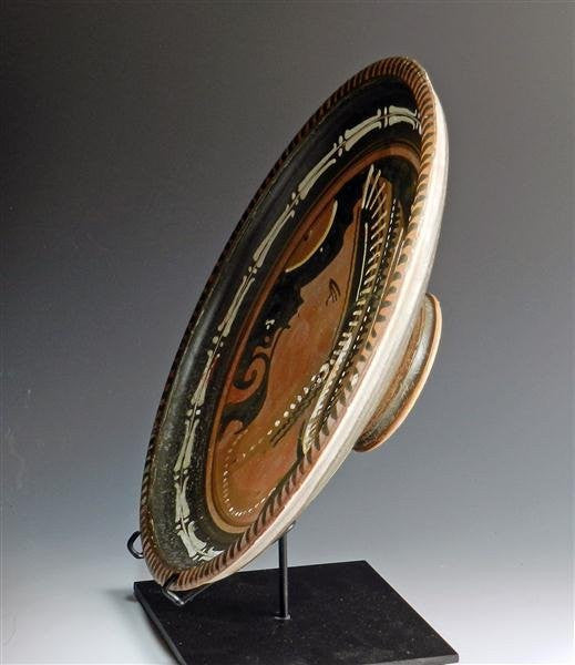 Greek Apulian Red-Figure Plate with Lady of Fashion @ancientartifact ...