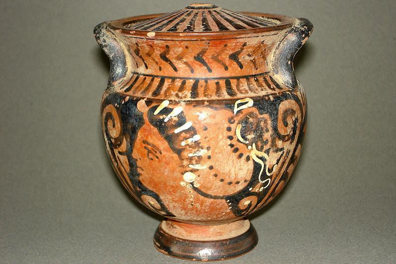 Red-Figure Apulian Stamnoid Pyxis from the TPS Group @ancientartifact ...